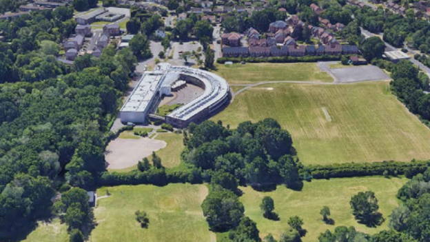 Secondary school in Southgate, Crawley, to get 14 new classrooms - BBC News