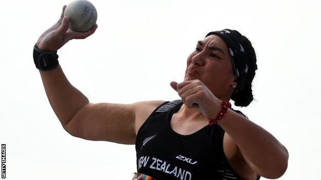 World Para-Athletics Championships: Lisa Adams win shot put gold - BBC ...