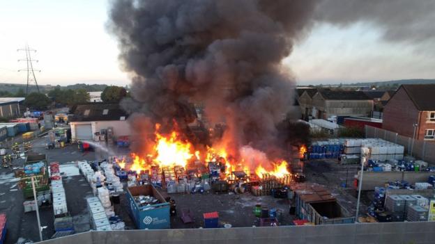 Cannock industrial fire: Reports of explosions - BBC News
