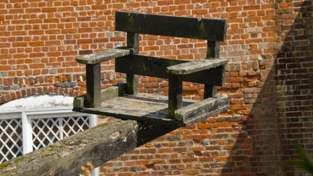 A ghoulish tour of medieval punishments - BBC News
