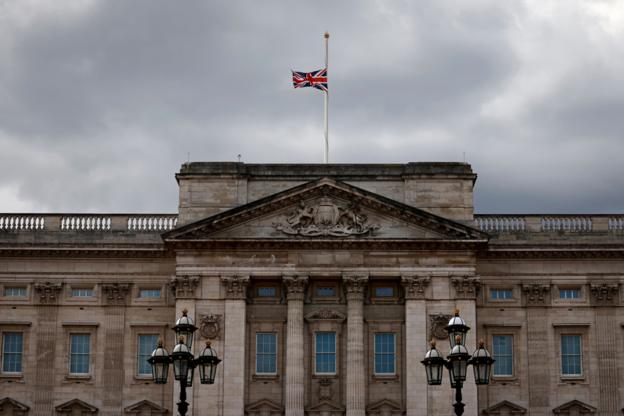 Prince Philip: Death of the Duke of Edinburgh announced - BBC News