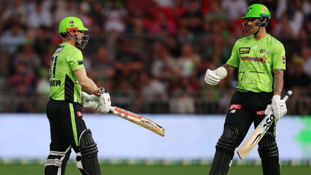 T20 cricket: Why are batters retiring out early? - BBC Sport