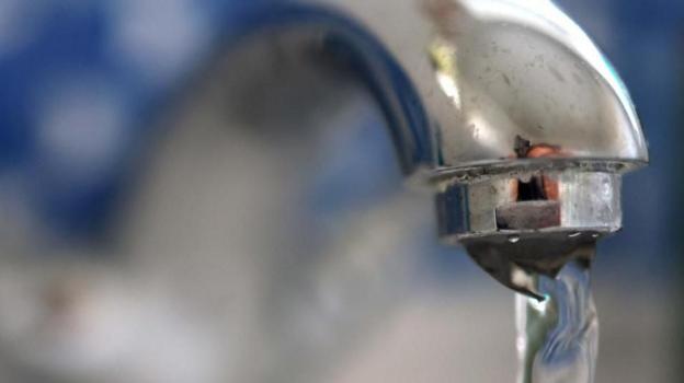 Third of each Yorkshire Water bill goes on debt and dividend - BBC News