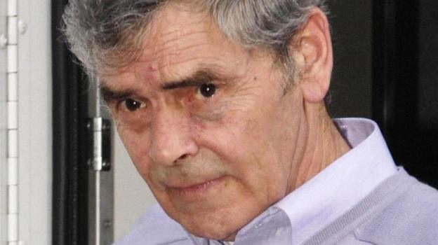 Inquiry reveals new details of serial killer Peter Tobin's death - BBC News