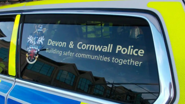 Jury discharged in Devon and Cornwall police officer trial - BBC News