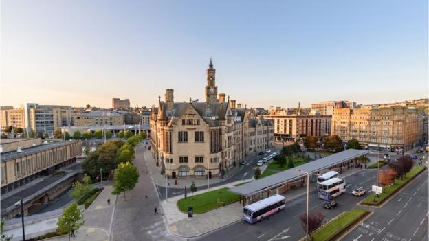 Sheffield clean air zone: Charges begin in plan to beat pollution - BBC ...