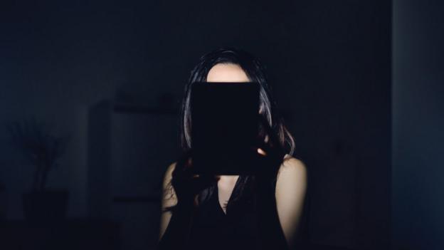 Social Media: Should people be allowed to be anonymous online? - BBC ...