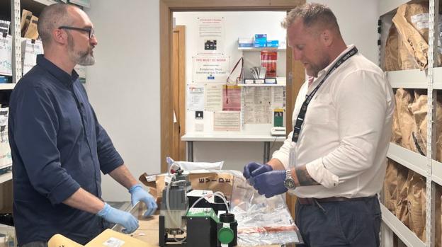 How a 14-year-old boy became addicted to Spice through vapes - BBC News