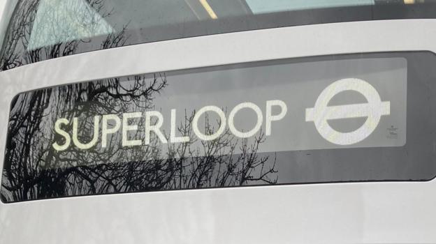 Superloop: TfL proposes new bus route in east London - BBC News