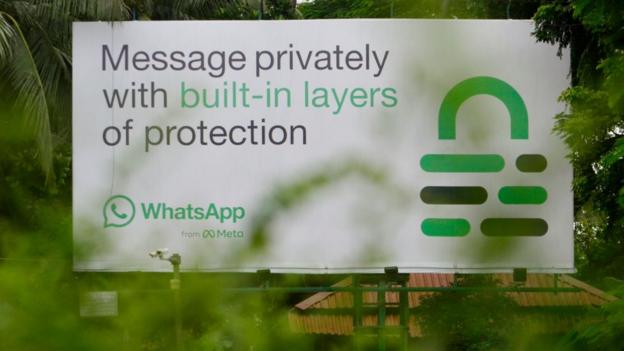 WhatsApp: Rather be blocked in UK than weaken security - BBC News