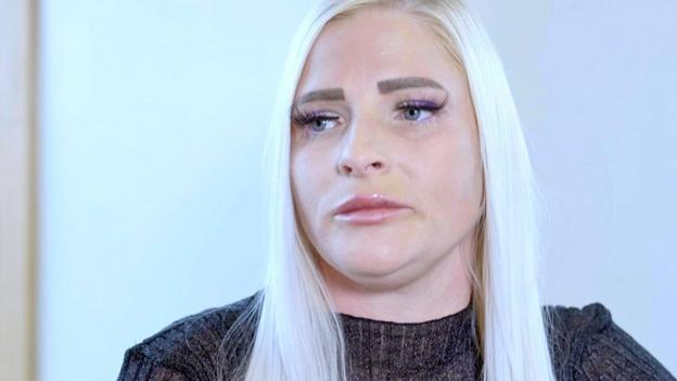 Jordan North: How safe is vaping for my health? - BBC News