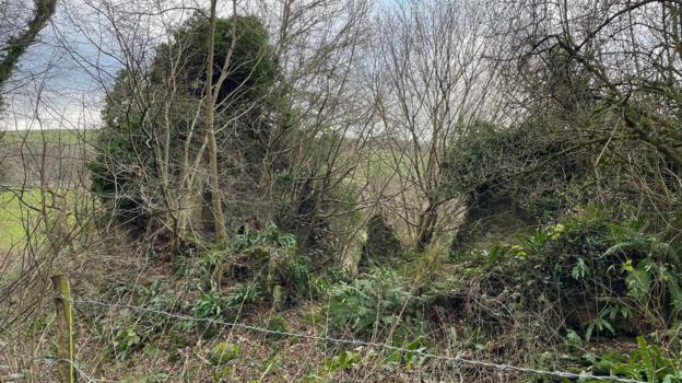 Clicket Exmoor: The abandoned Somerset village you can visit - BBC News