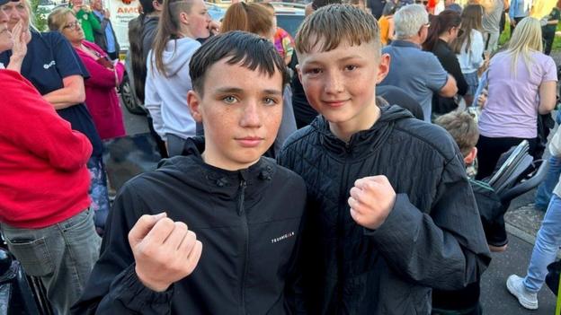 Anthony Cacace: Belfast world champion boxer given hero's welcome - BBC ...