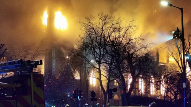 St John's Wood: Historic church destroyed in large fire - BBC News