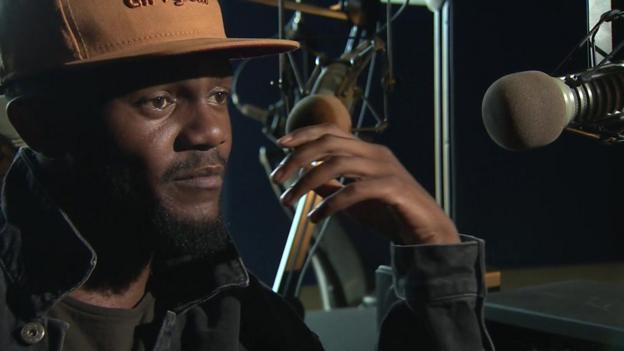 Mandoza death: Tributes paid to South Africa kwaito star - BBC News