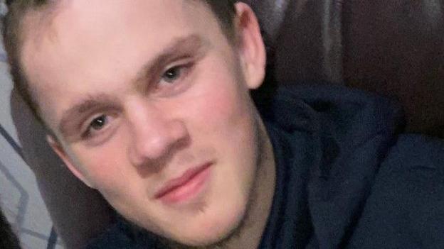 Teens convicted of murder in Solihull vape shop stabbing - BBC News