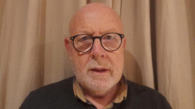 Happisburgh beach access ramp closed following storm damage - BBC News