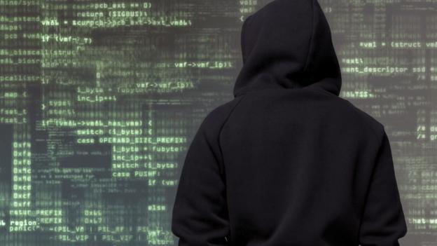 Democrat hack: Who is Guccifer 2.0? - BBC News