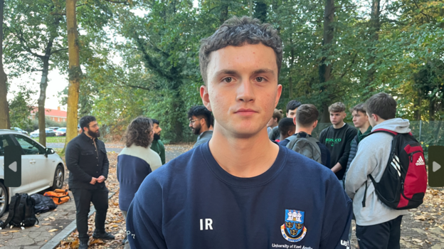 Tributes paid to UEA medical student who died at gym - BBC News