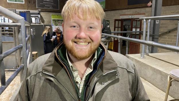 Clarkson's Diddly Squat farm has new grain store approved - BBC News