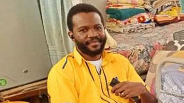 Makala Prison: Behind bars at DR Congo's most notorious jail - BBC News