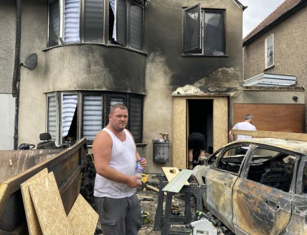 The Smithy Family: Police investigate TikTok influencer's house fire ...