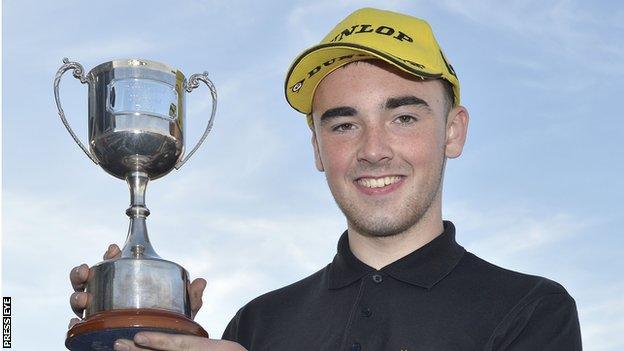 Aaron Clifford suffers serious head injury in Snetterton crash - BBC Sport
