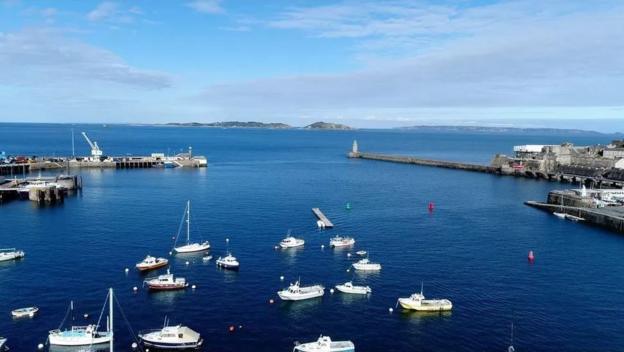MV Mistral docks in Channel Island harbour - BBC News