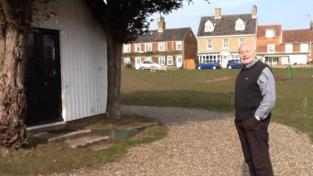 Walberswick information row: New councillors appointed - BBC News