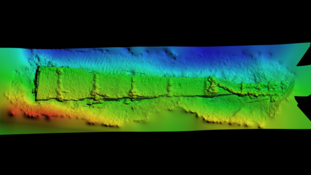 HMS Invincible shipwreck: Rudder found on Solent seabed - BBC News