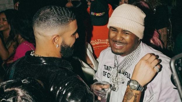 Drakeo the Ruler dies after stabbing at LA music festival - BBC News
