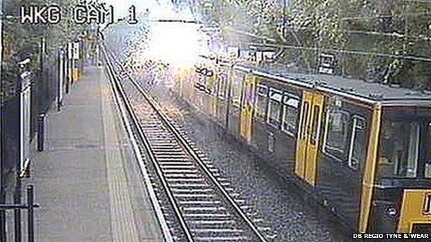 Metro carriage refurbishment 'completed five months early' - BBC News