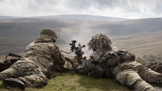 Ministry of Defence to spend £9bn renovating military housing - BBC News