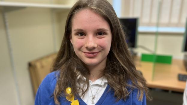 Hollie Gazzard murder: School workshops 'saving lives' - BBC News