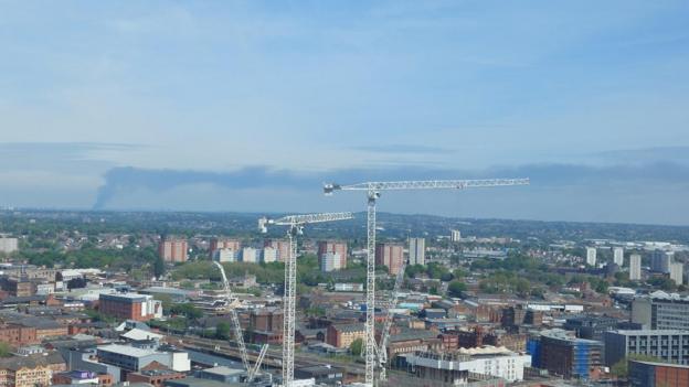 Large Cannock parcel centre fire causes huge smoke plume - BBC News