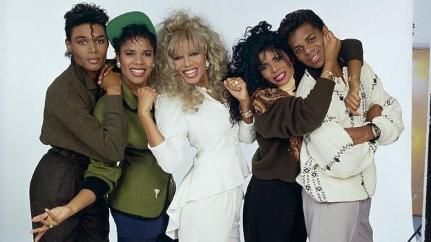 Five Star singer Stedman Pearson dies aged 60 - BBC News