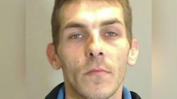 Man accused of Great Yarmouth murder faces possible third trial - BBC News
