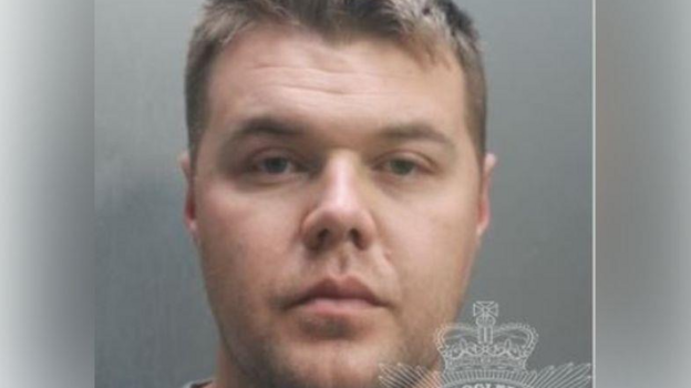 Jade Ward: Law passed to restrict killer parents' rights - BBC News