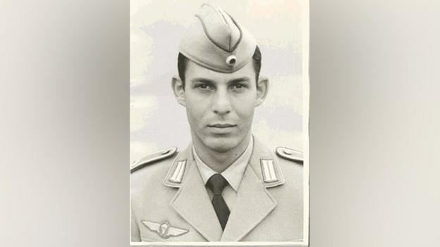Jews in the German Army: Different generations reflect on changing ...