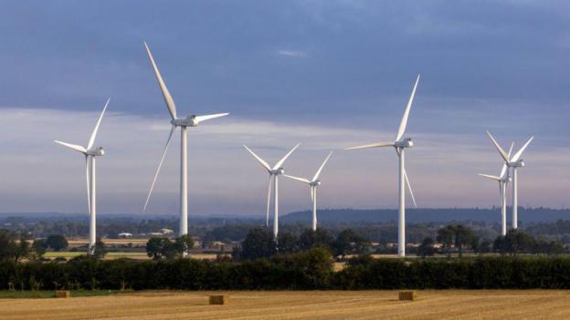 Blyth offshore wind farm marks 25-year milestone - BBC News