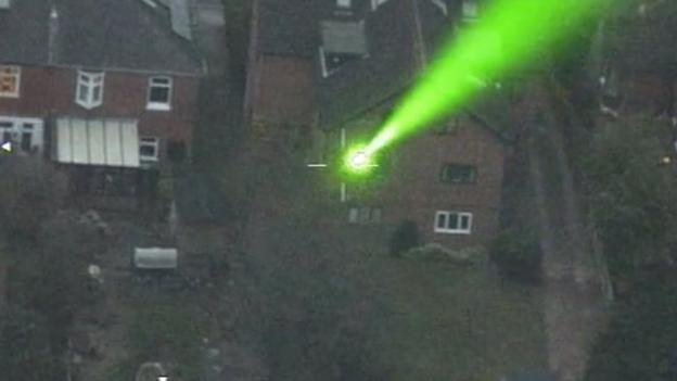 Southampton: Man caught shining laser beam at police helicopter - BBC News