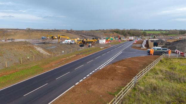 B4525 realignment is major step for HS2, says developer - BBC News