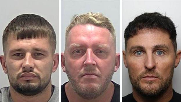 Luton kidnap plot results in three men being jailed - BBC News