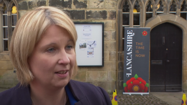 Lancashire's devolution deal signed at castle ceremony - BBC News