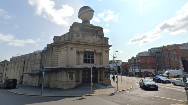 Landmark Nottingham dancing venue set to reopen after rebrand - BBC News