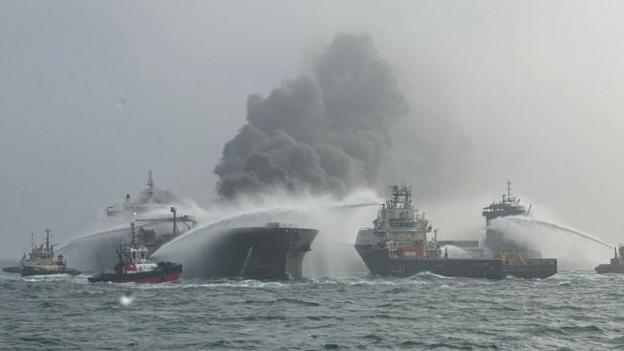 North Sea crash: Cargo ship Solong being towed to Aberdeen - BBC News