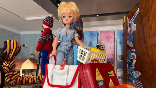 Sindy at 60: Fans celebrate six decades of childhood toy - BBC News