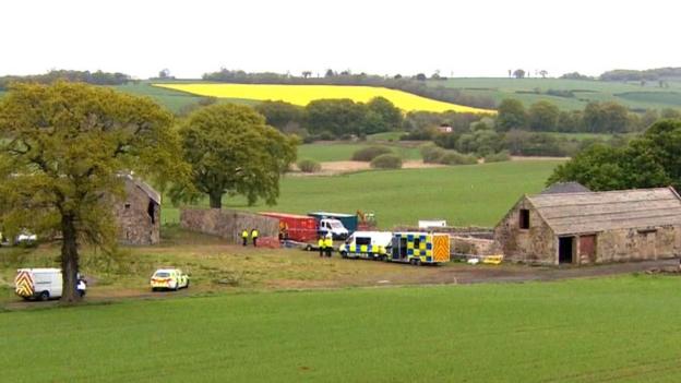 Firm admits safety failures after workers killed by falling wall - BBC News