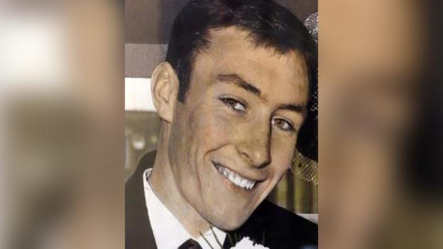 Joe McCann: Trial of two soldiers collapses - BBC News