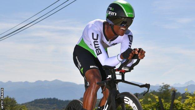 Nicholas Dlamini: South African cyclist breaks arm after he is stopped ...